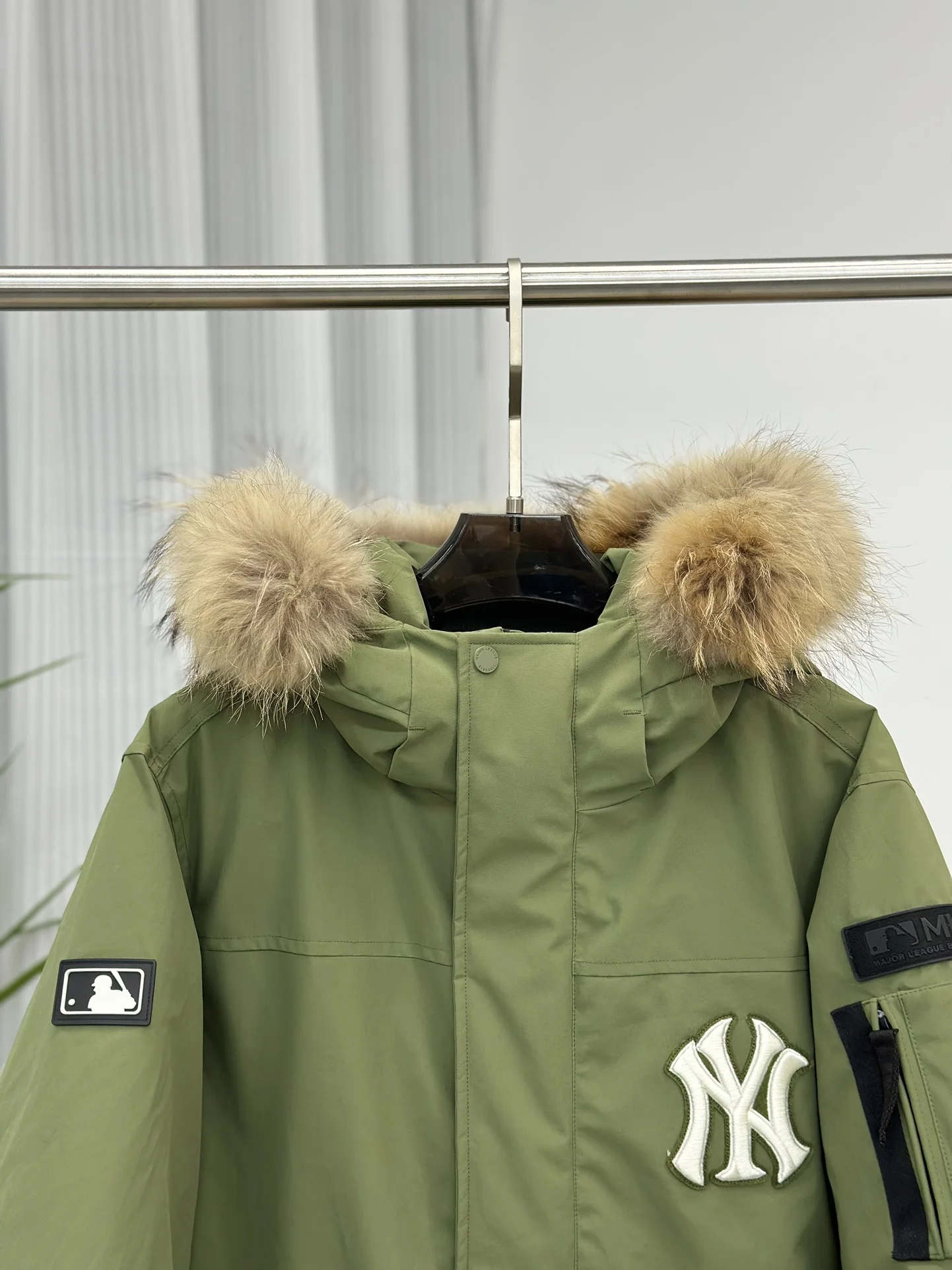 Brand-original Mlb Down Jackets