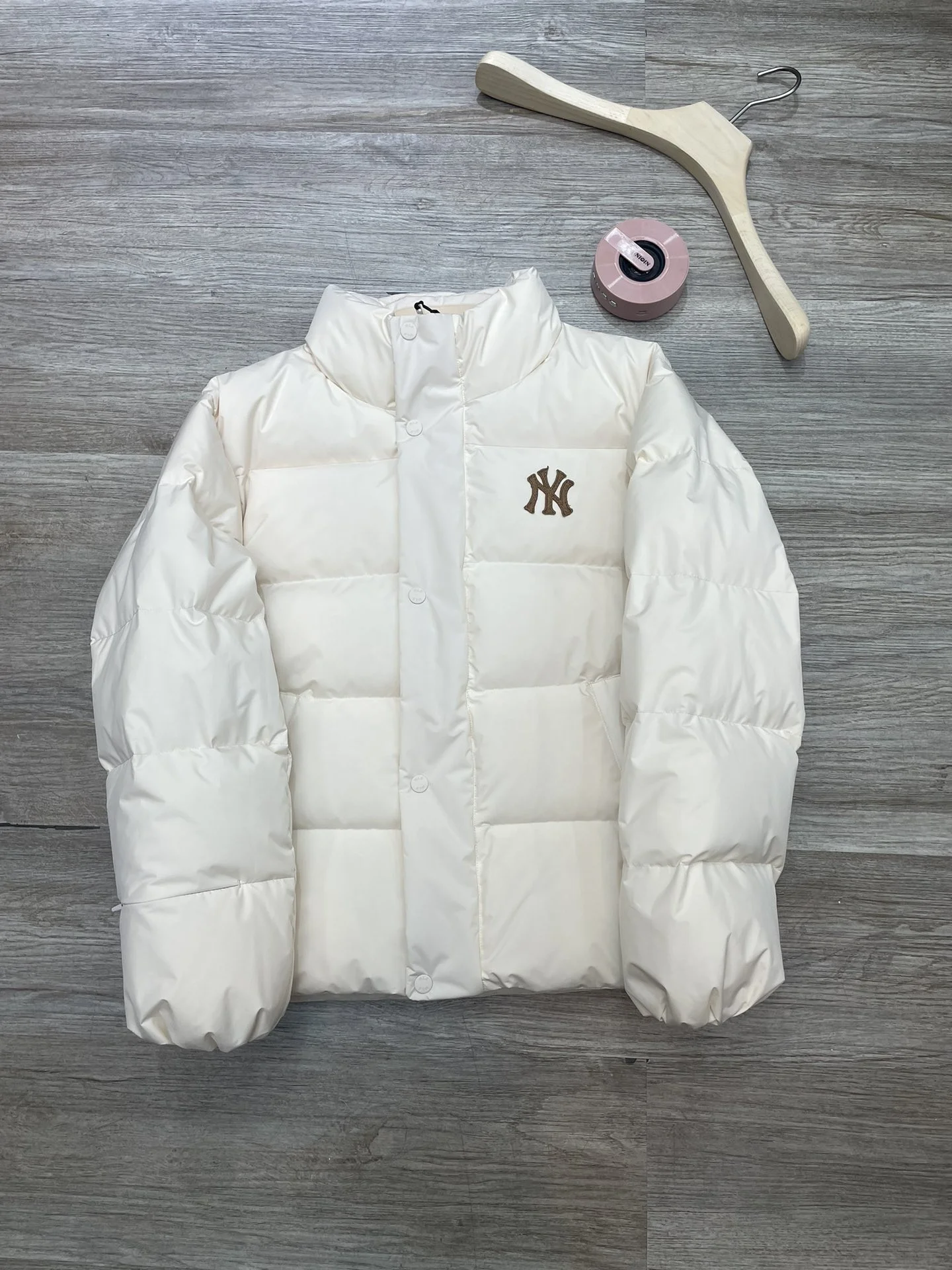 Indistinguishable Mlb Down Jackets