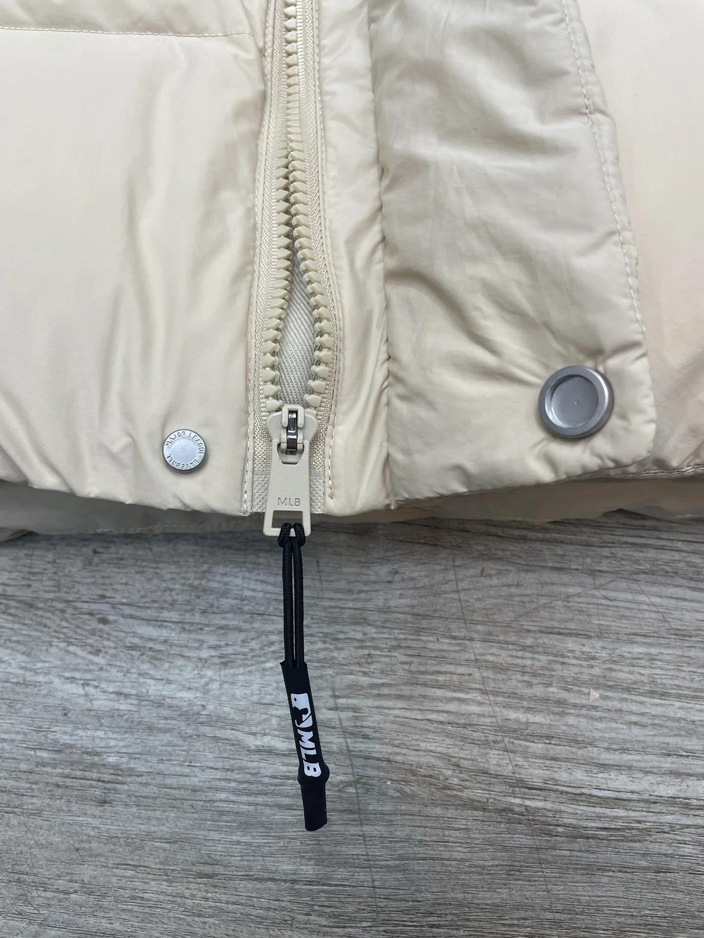 1:1 copy Mlb Down Jackets