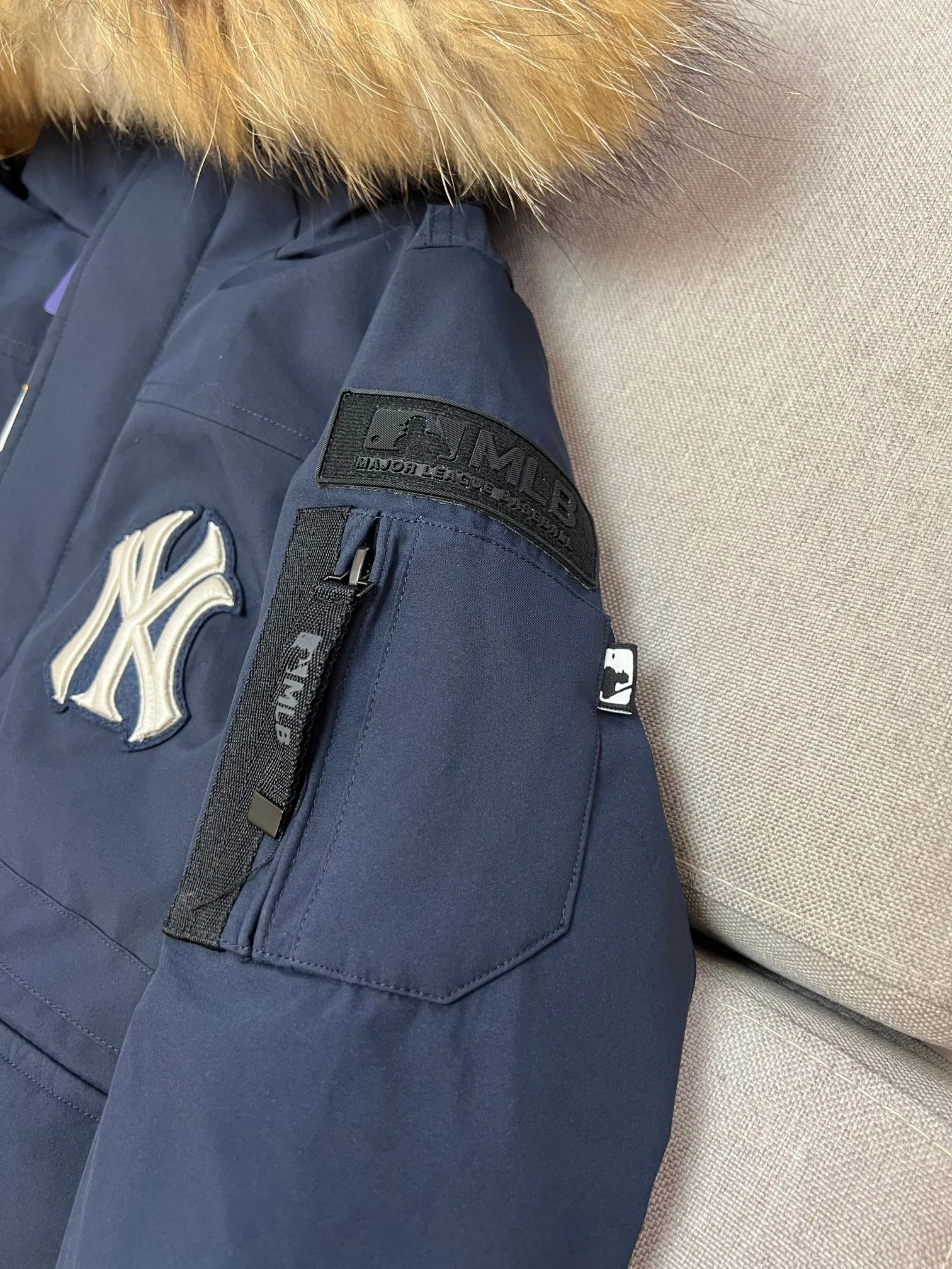 Brand-authenticated Mlb Down Jackets