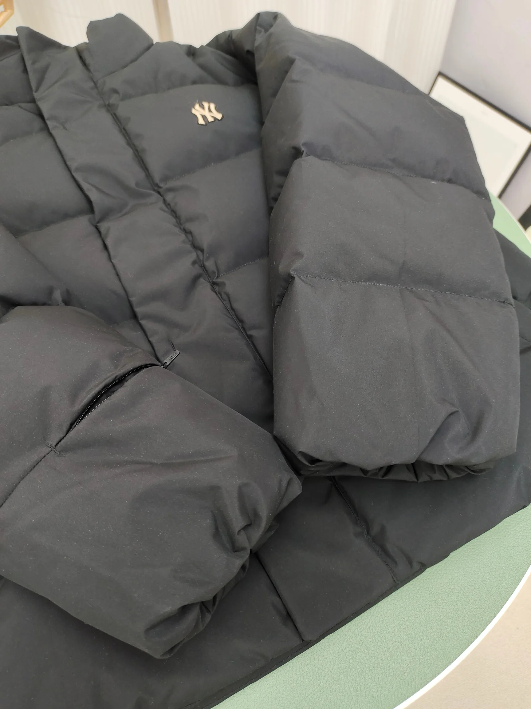 Exact replica Mlb Down Jackets