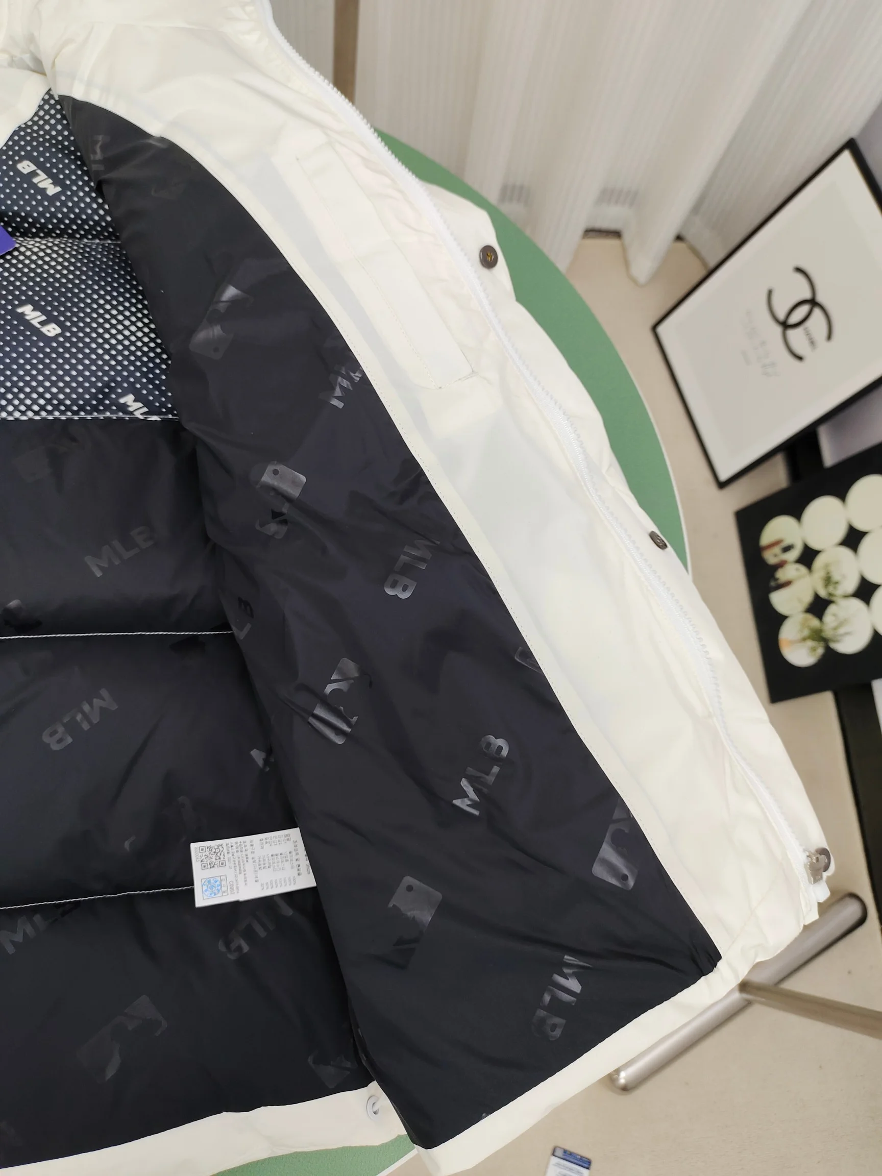 Perfect replica Mlb Down Jackets