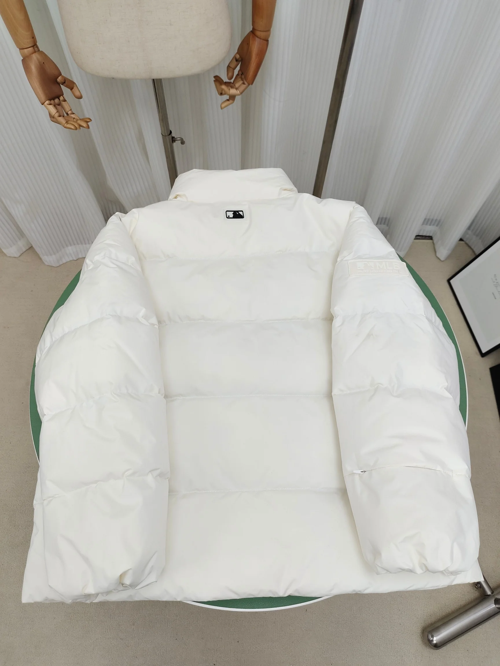 Perfect replica Mlb Down Jackets