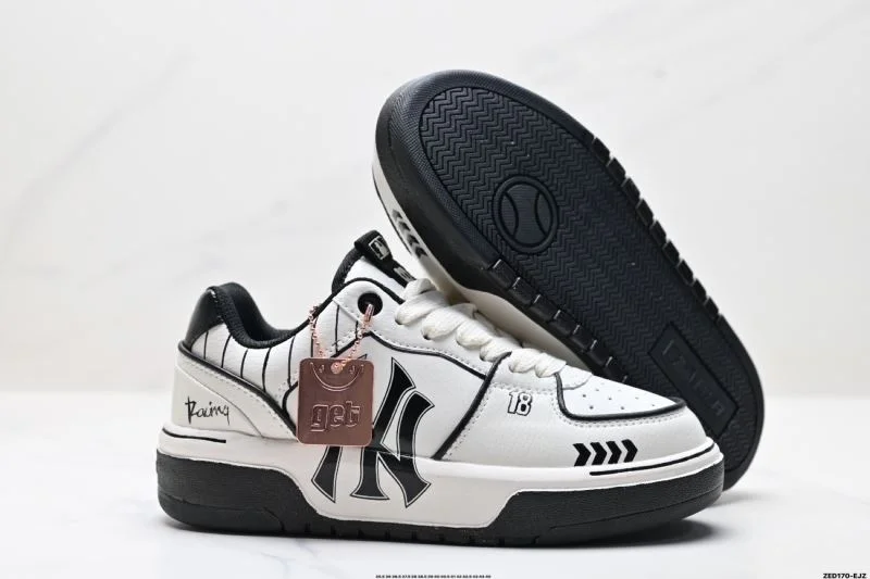 Accurate model Mlb Shoes