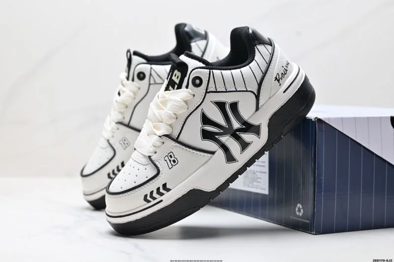 Accurate model Mlb Shoes