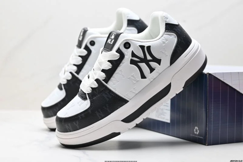 Indistinguishable Mlb Shoes