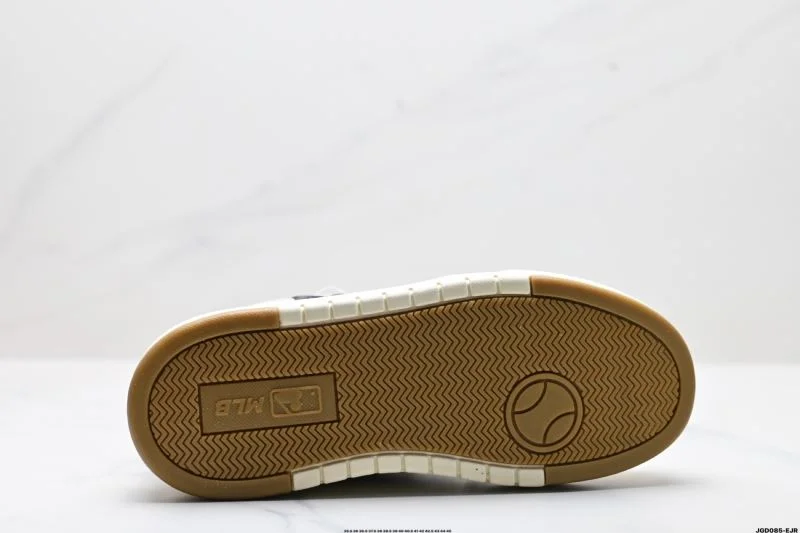 Exact replica Mlb Shoes