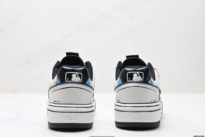 Accurate model Mlb Shoes