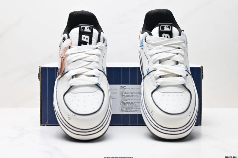 Accurate model Mlb Shoes