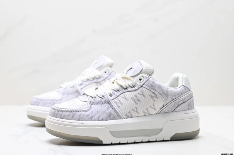 Indistinguishable Mlb Shoes