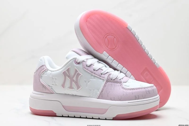 Accurate model Mlb Shoes