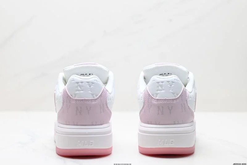 Accurate model Mlb Shoes