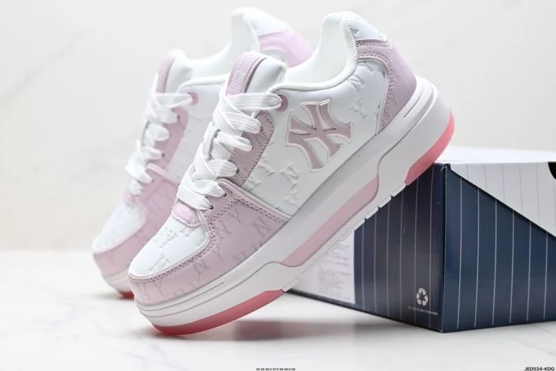Accurate model Mlb Shoes