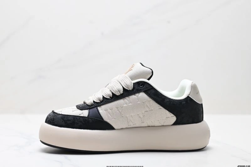 Accurate model Mlb Shoes