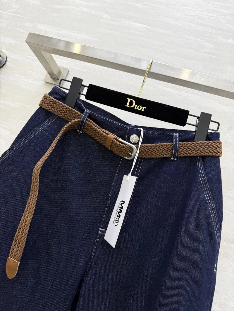 Accurate model Mmj Jeans