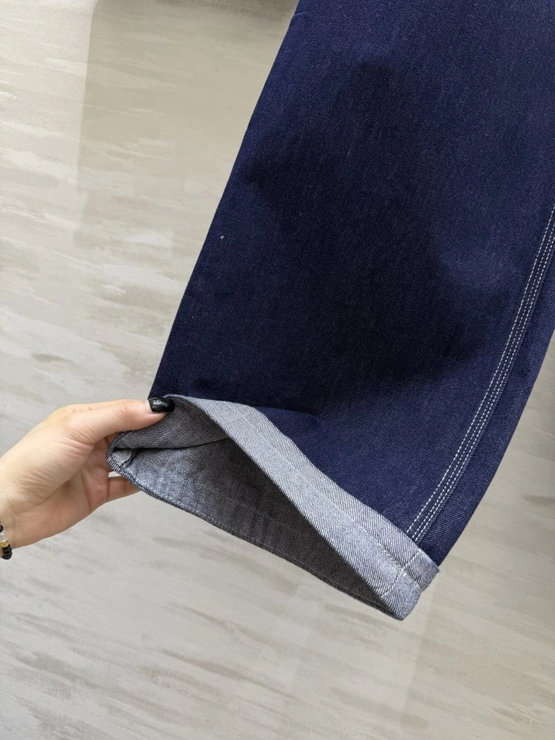 Accurate model Mmj Jeans