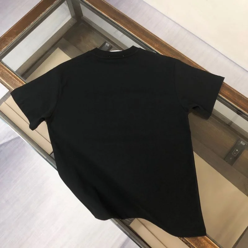 Accurate model Mmj T-Shirts