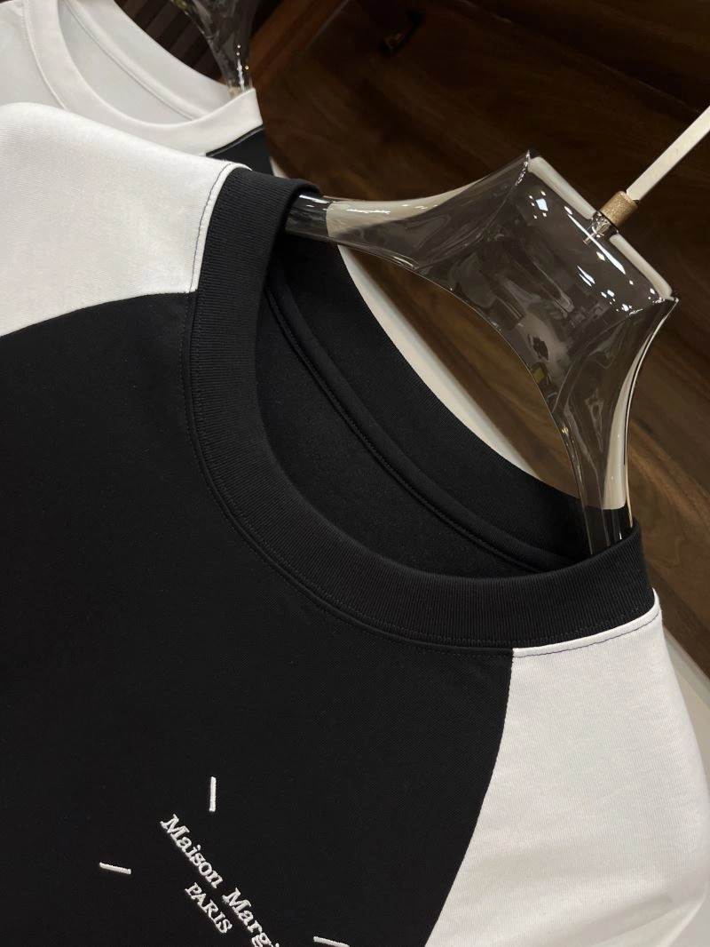 Brand-authenticated Mmj T-Shirts