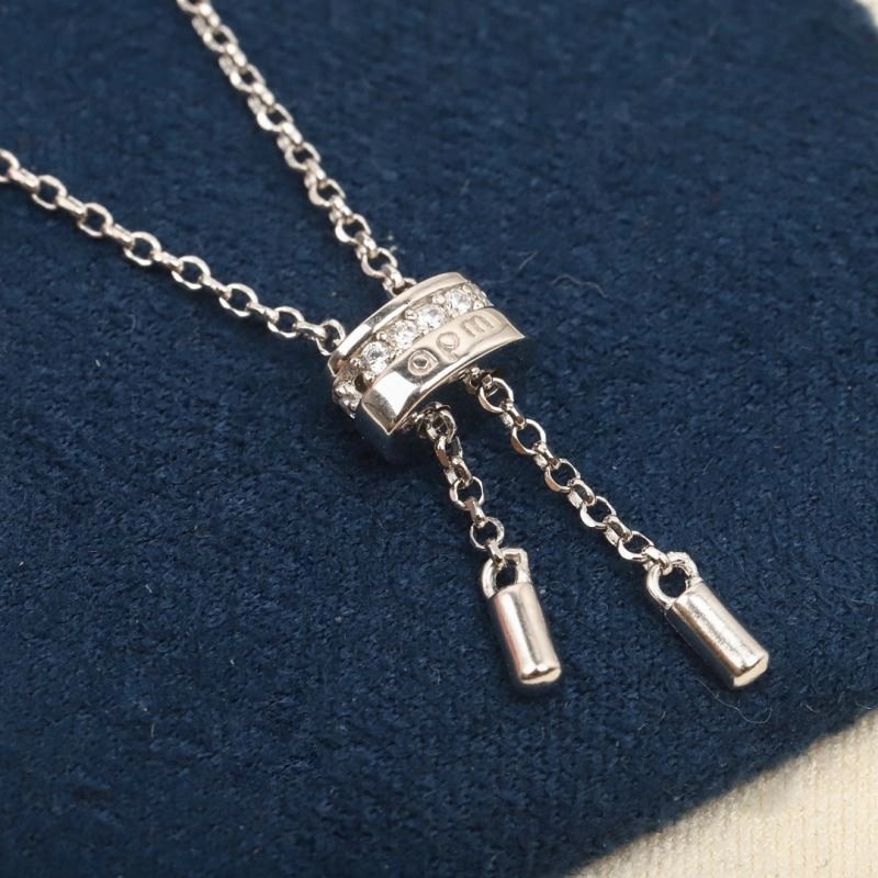 Indistinguishable Monaco Necklaces