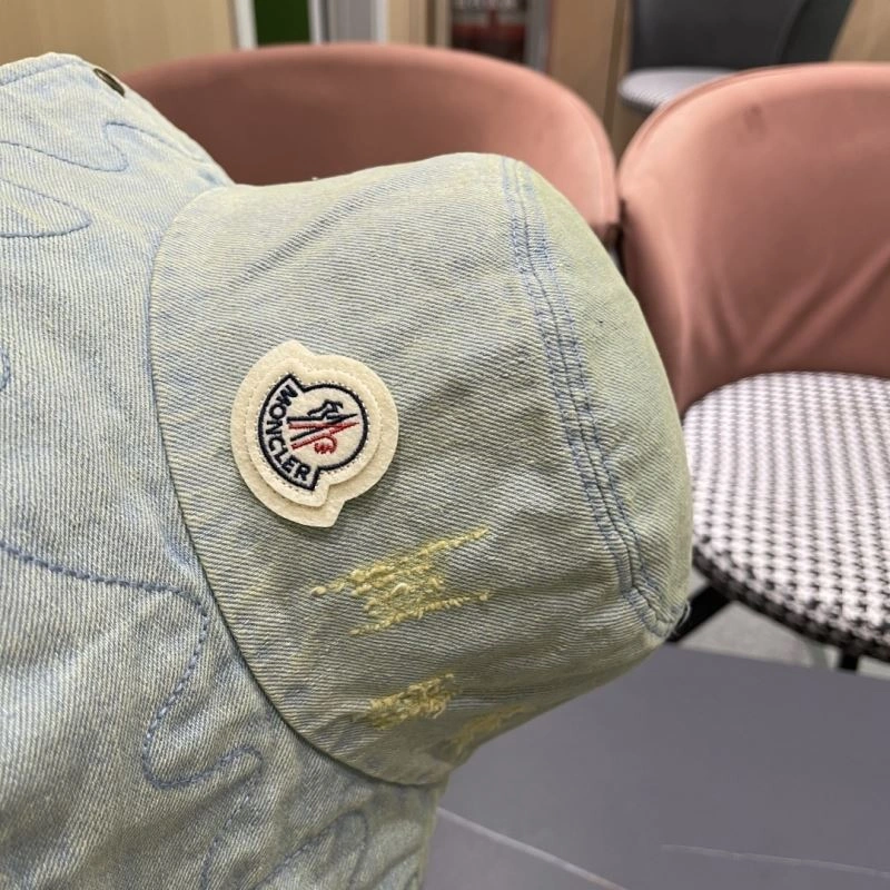 Exact replica Moncler Caps
