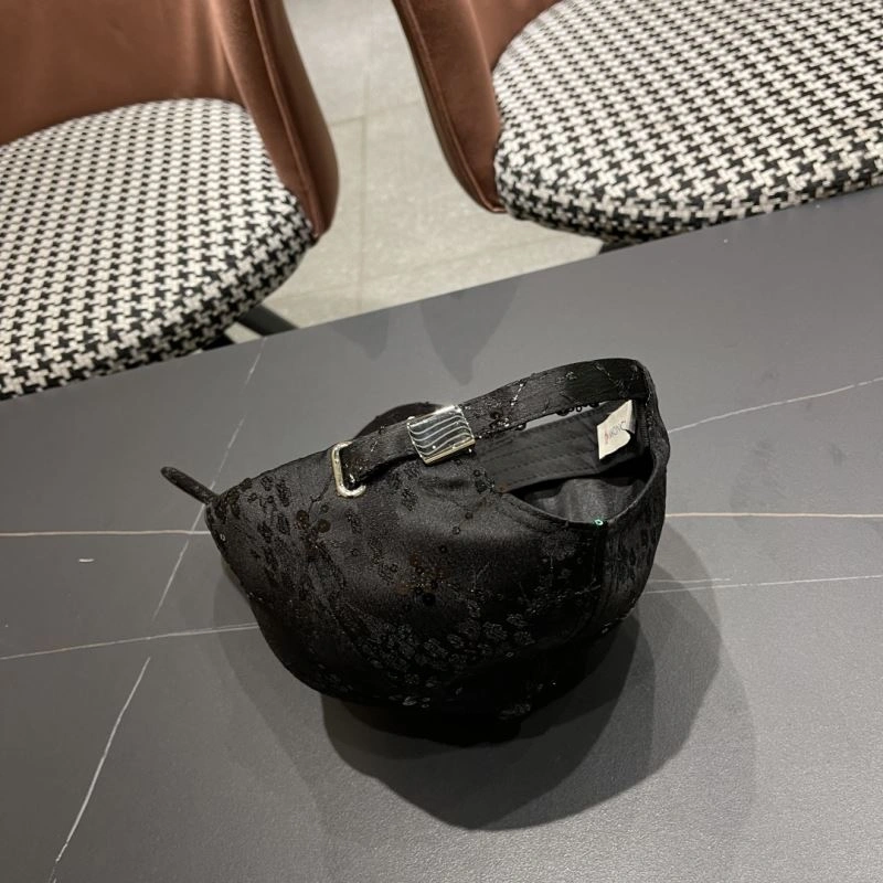 Brand-authenticated Moncler Caps