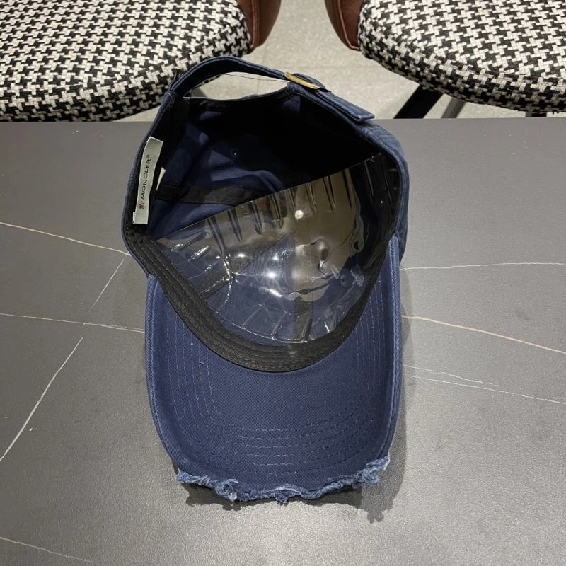 Top mirror Moncler Caps