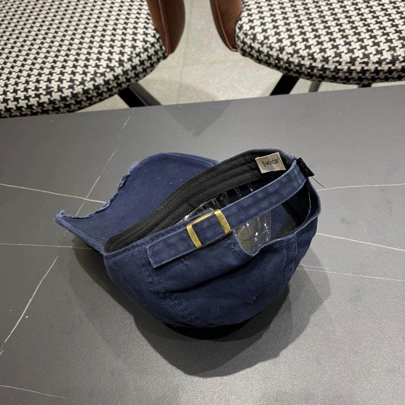 Top mirror Moncler Caps