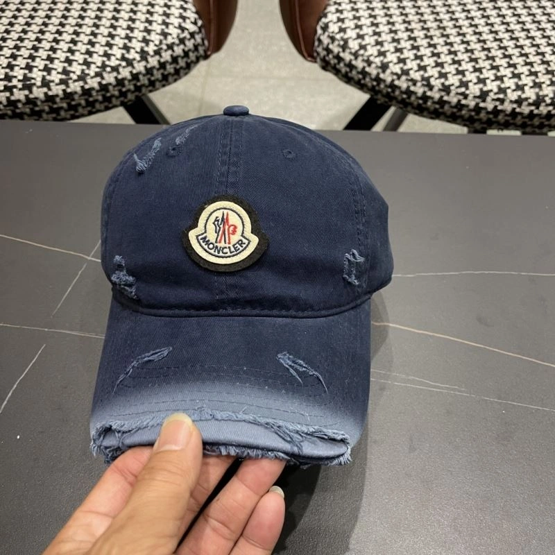 Top mirror Moncler Caps