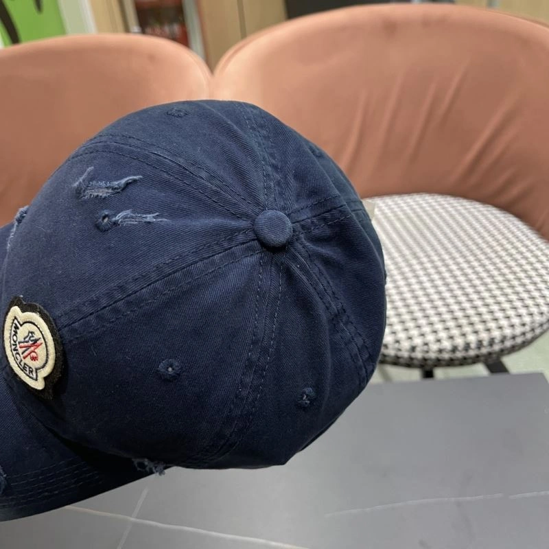 Top mirror Moncler Caps