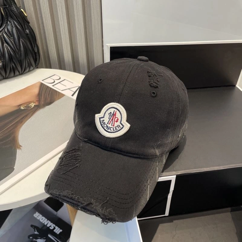 Bargain Moncler Caps