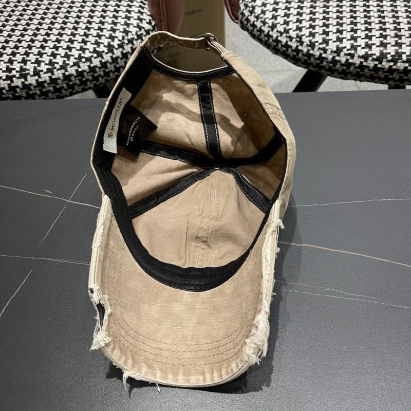 Official Moncler Caps