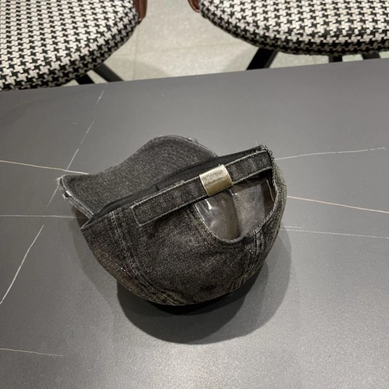 Brand-authenticated Moncler Caps