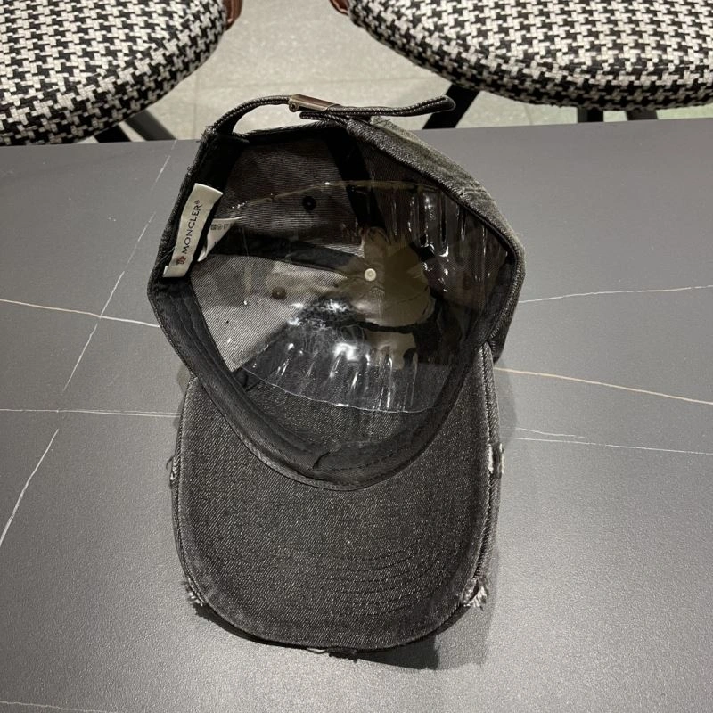 Brand-authenticated Moncler Caps