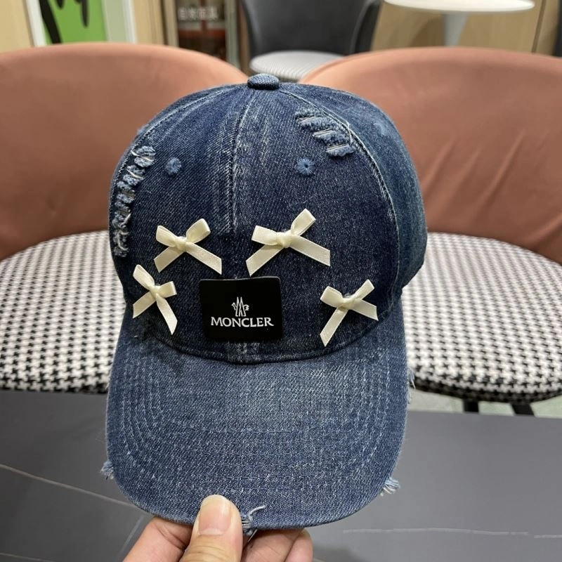 Top mirror Moncler Caps