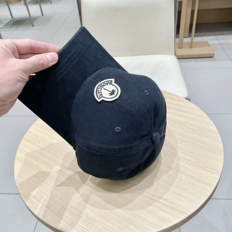 Low-cost Moncler Caps