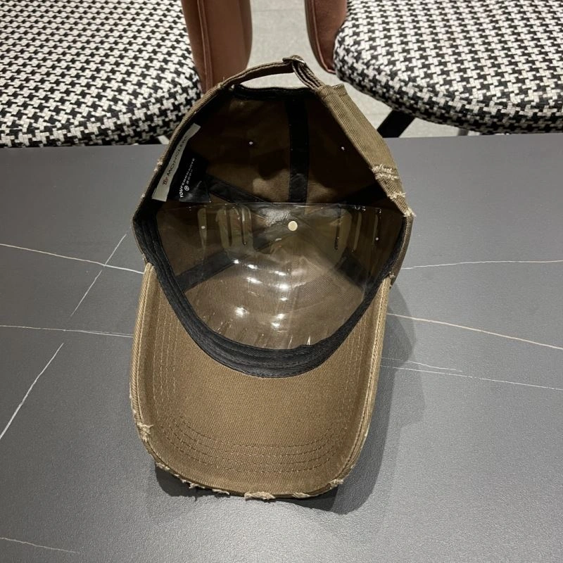 Indistinguishable Moncler Caps