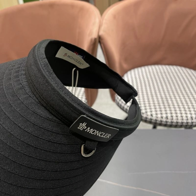 Bargain Moncler Caps