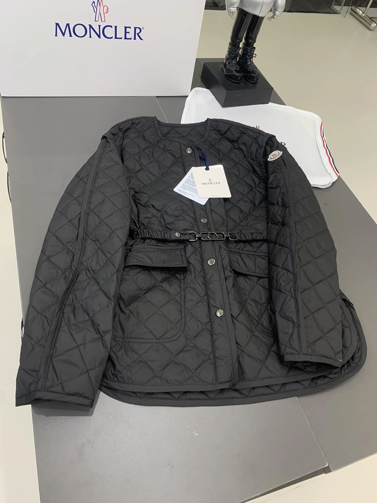 High fidelity Moncler Down Jackets