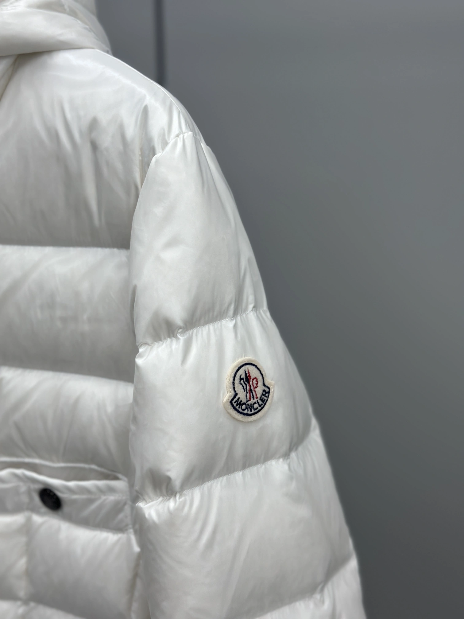 Inexpensive Moncler Down Jackets