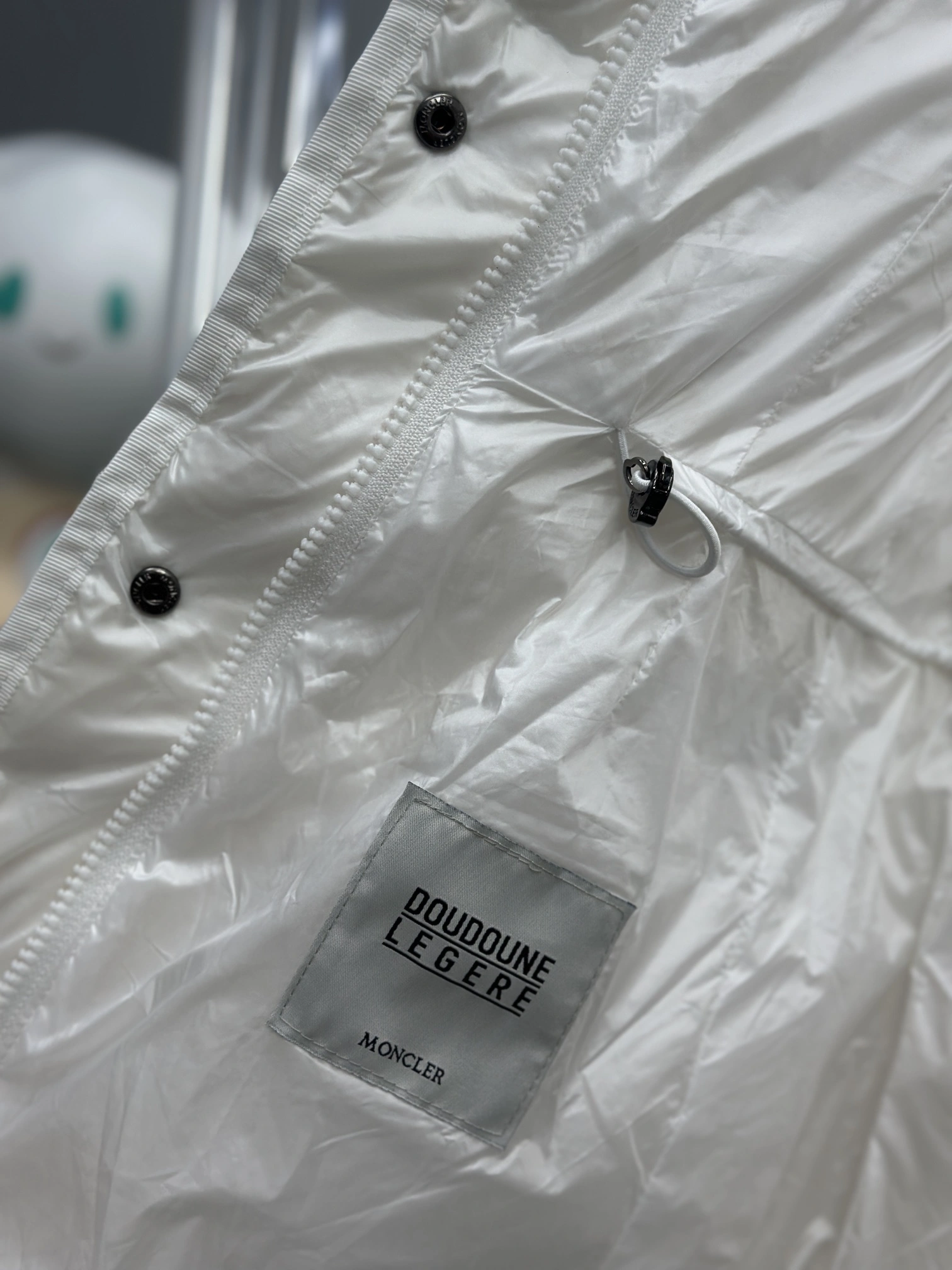Inexpensive Moncler Down Jackets