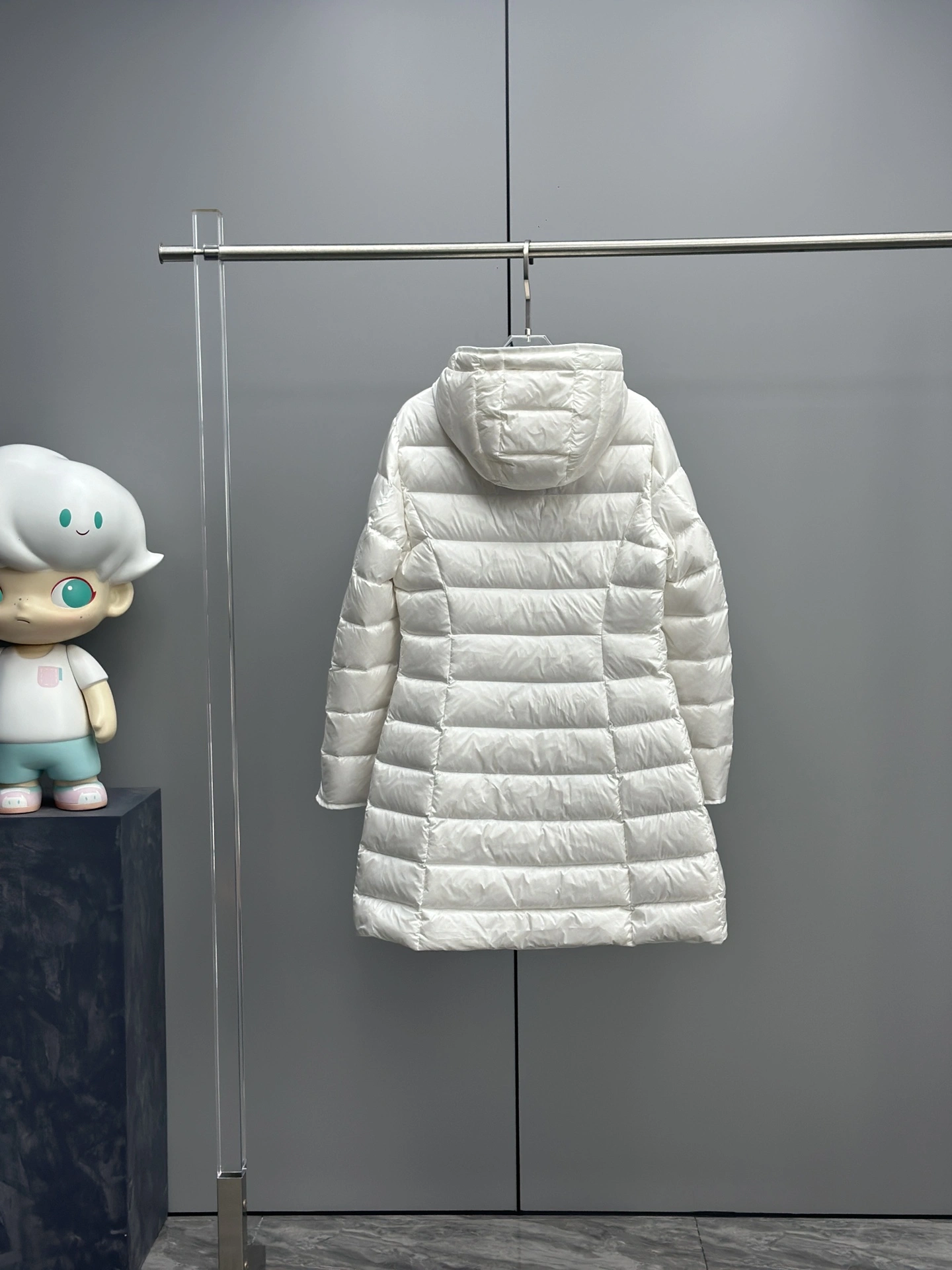 Inexpensive Moncler Down Jackets