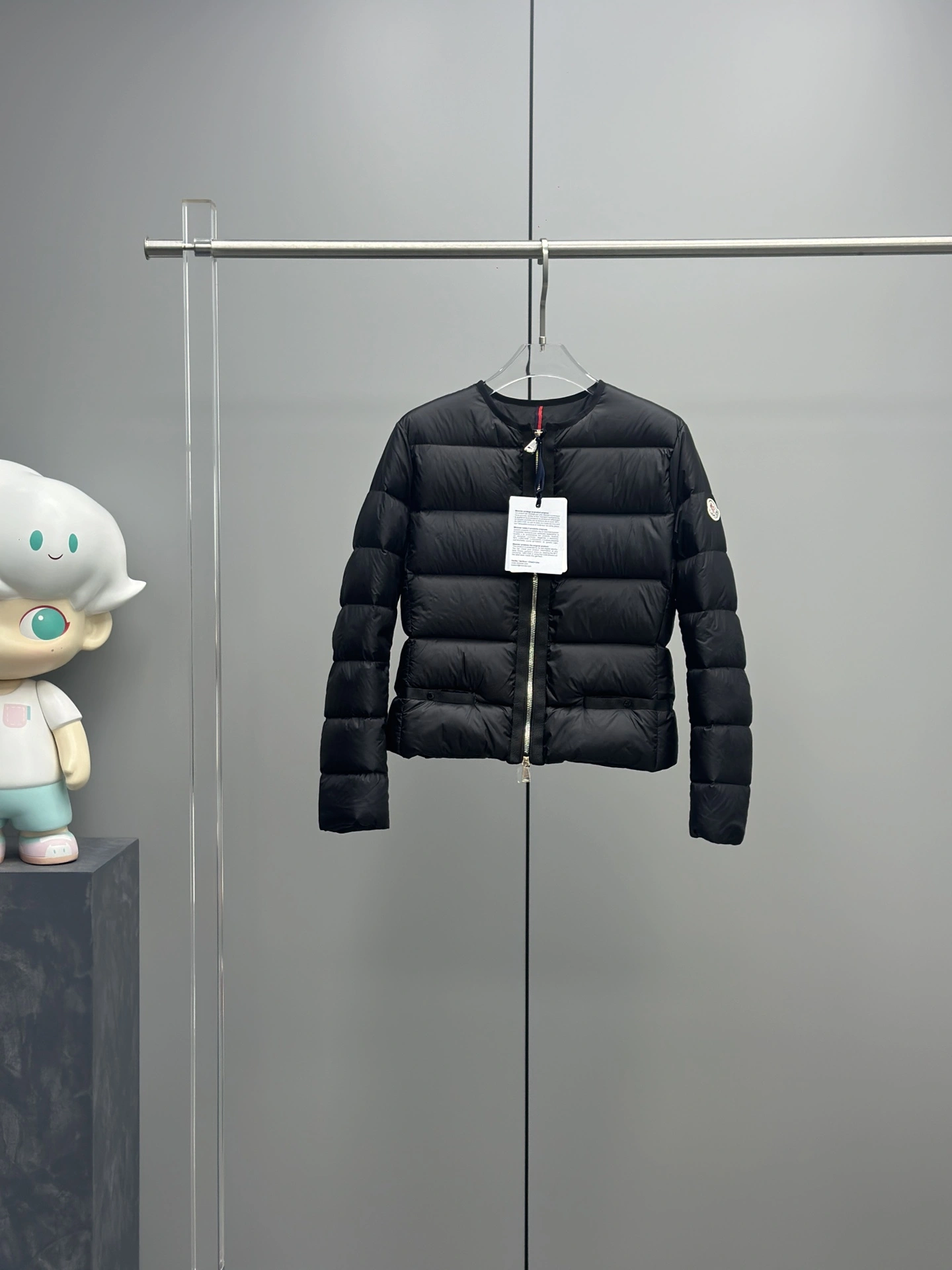 Inexpensive Moncler Down Jackets