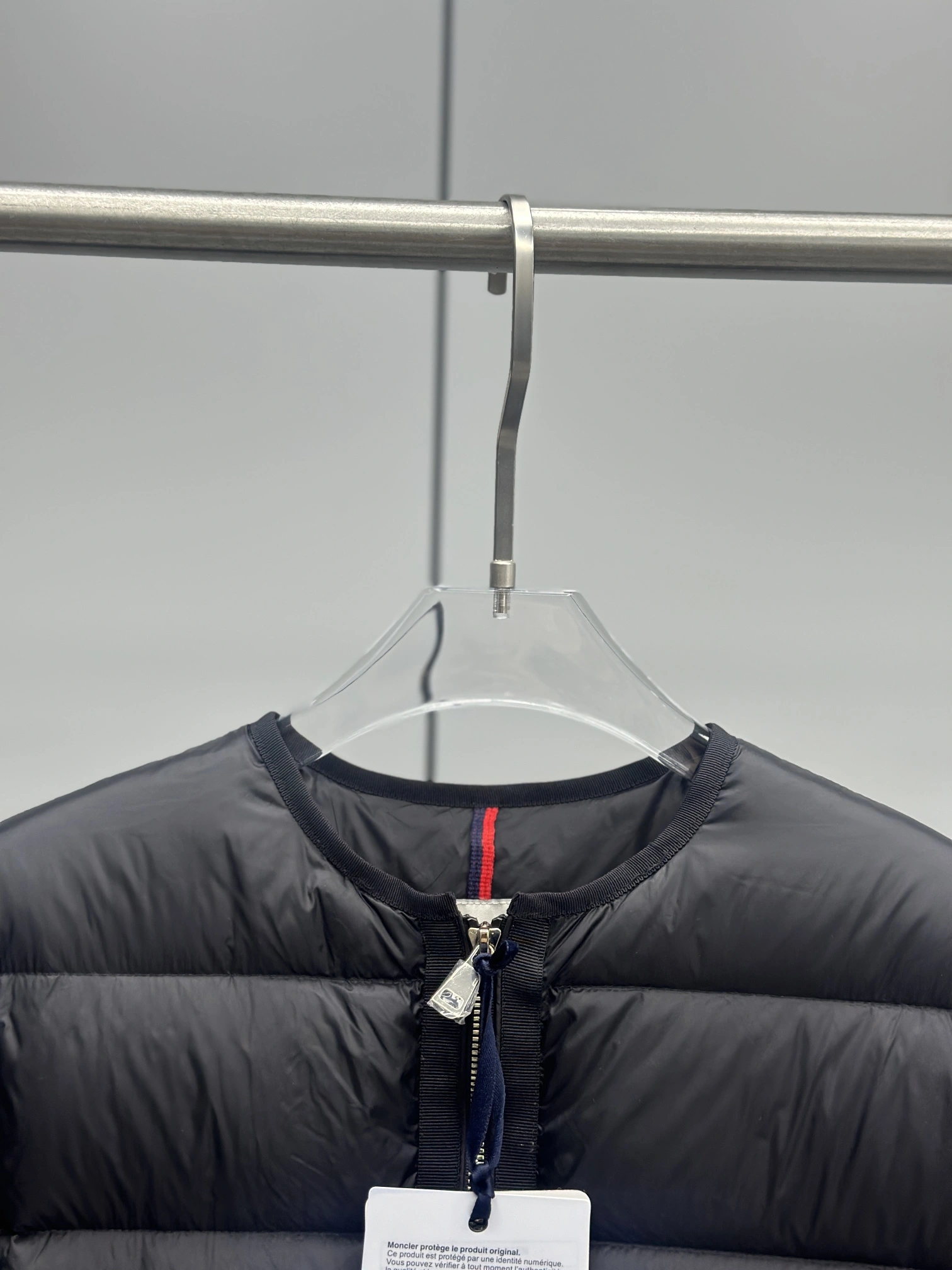 Inexpensive Moncler Down Jackets