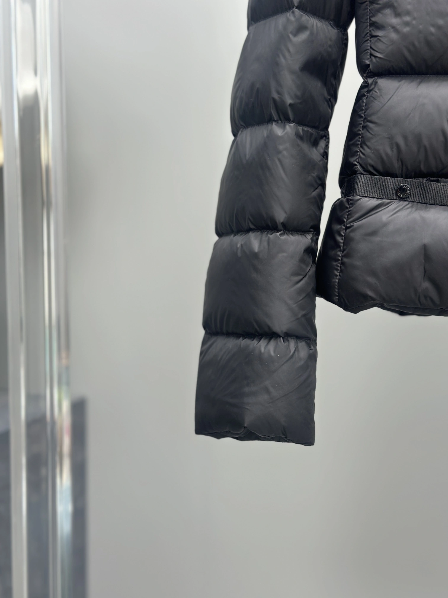 Inexpensive Moncler Down Jackets