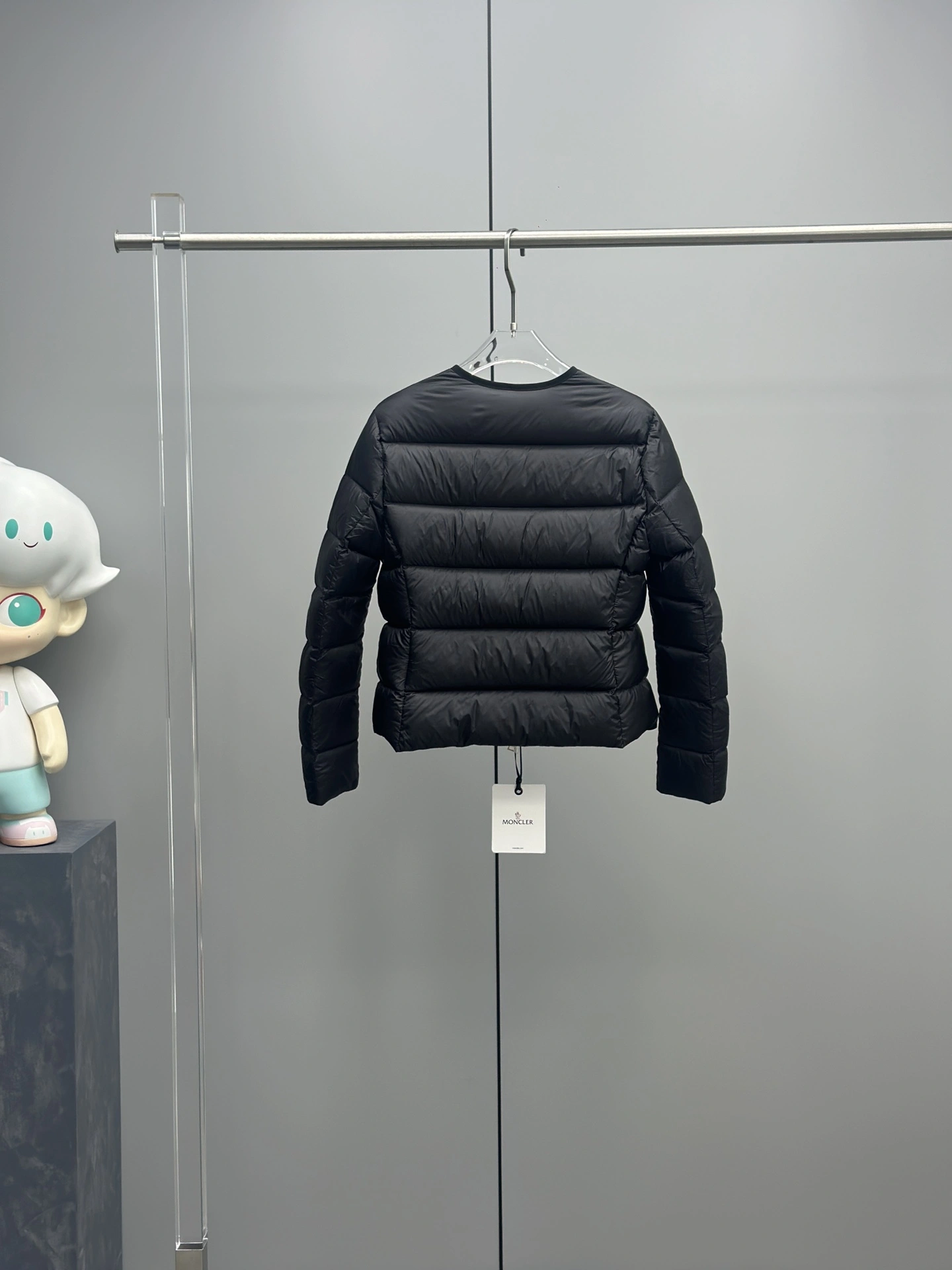 Inexpensive Moncler Down Jackets