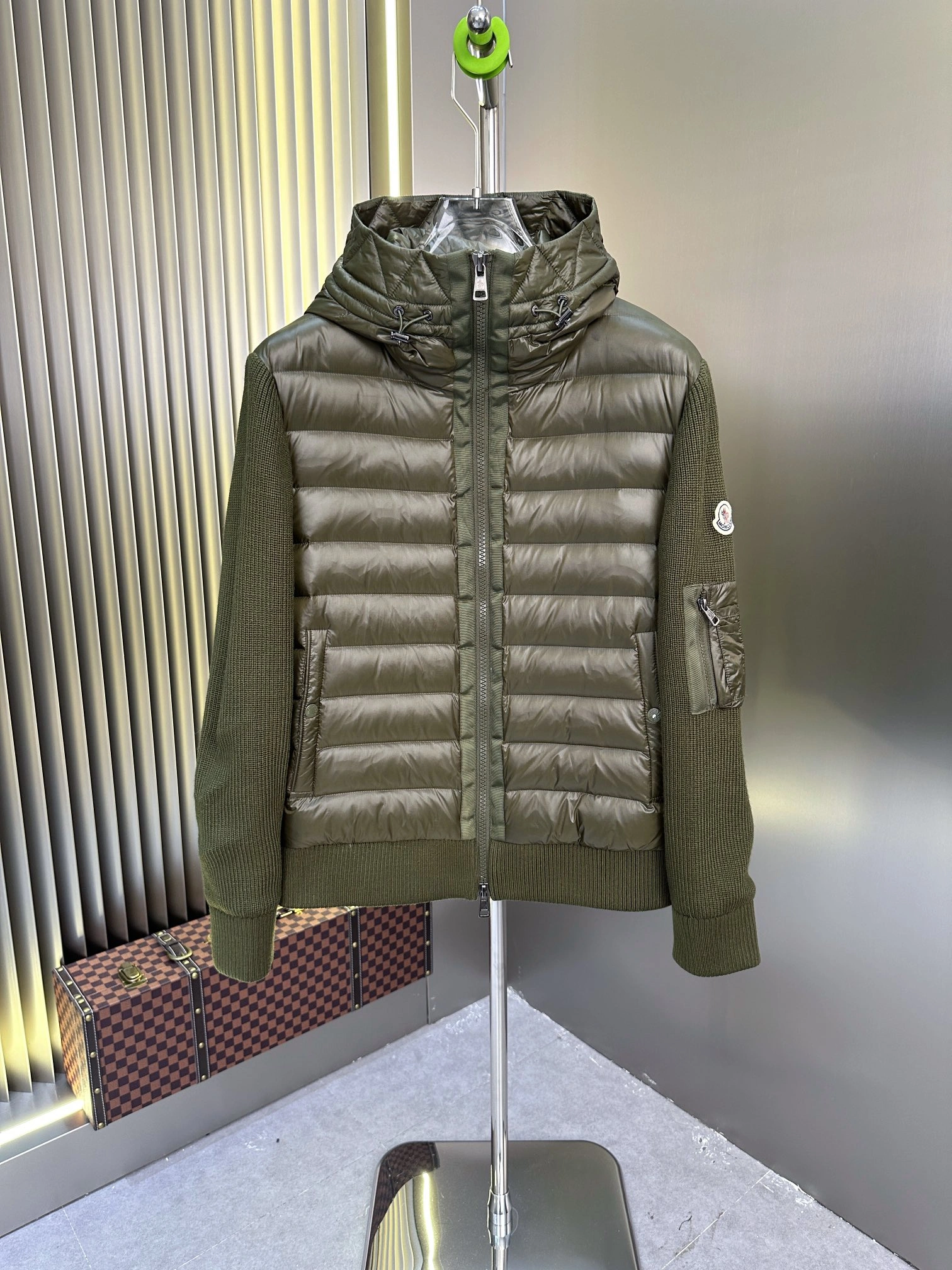 Top mirror Moncler Down Jackets