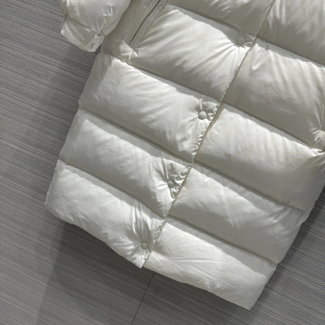 High fidelity Moncler Down Jackets