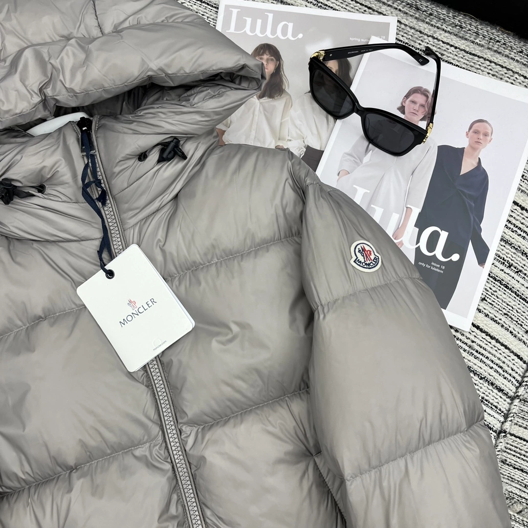 Top mirror Moncler Down Jackets