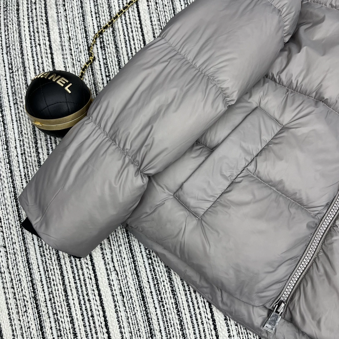 Top mirror Moncler Down Jackets