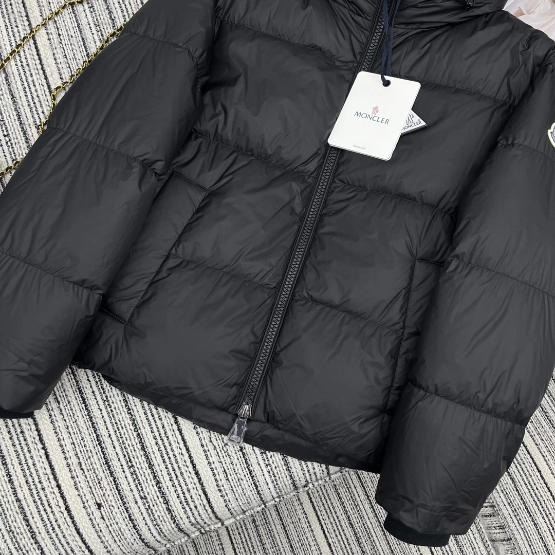 Official Moncler Down Jackets